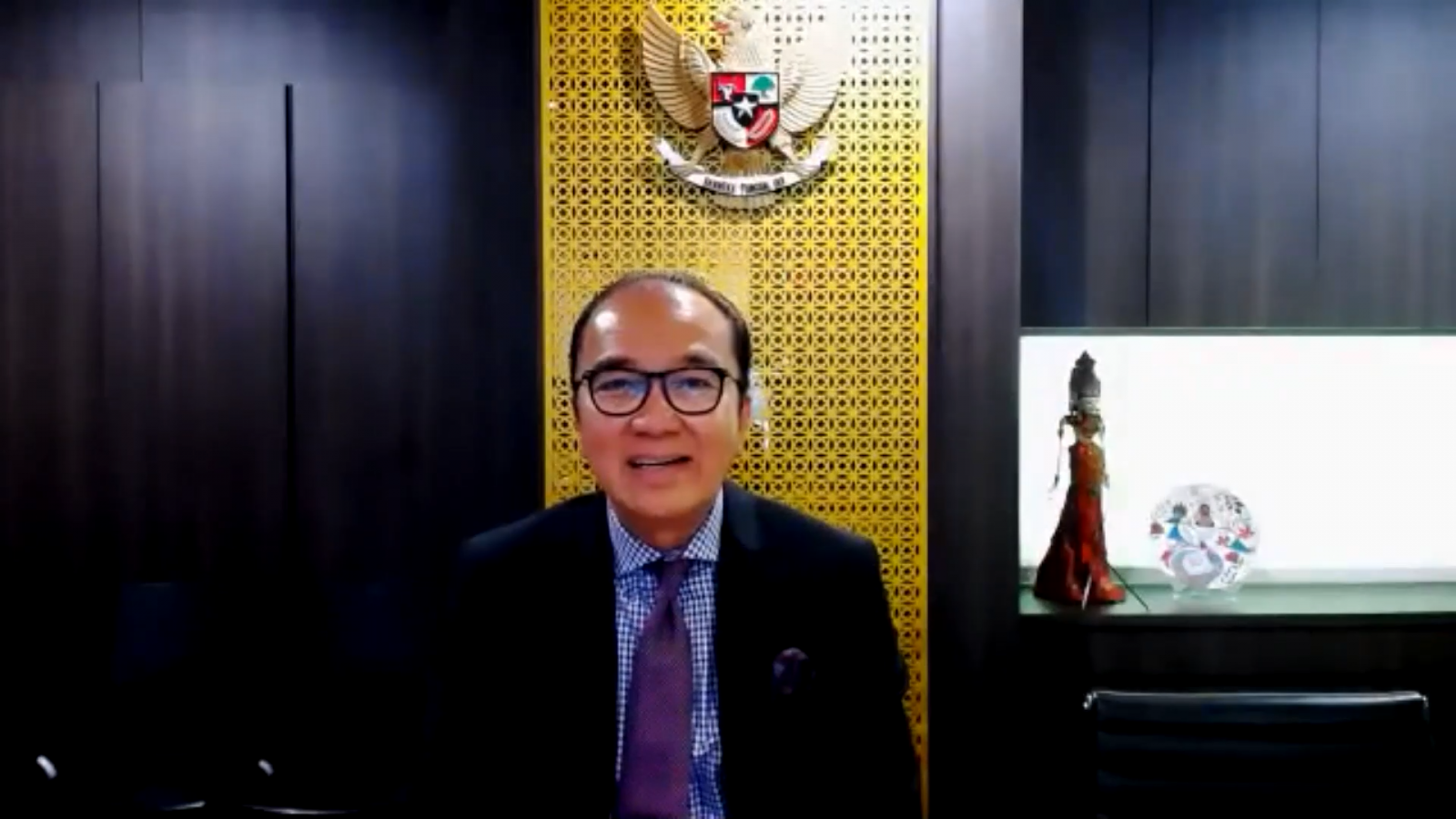 How to be a (good) Diplomat - Fakultas Ilmu Budaya Universitas Widyatama